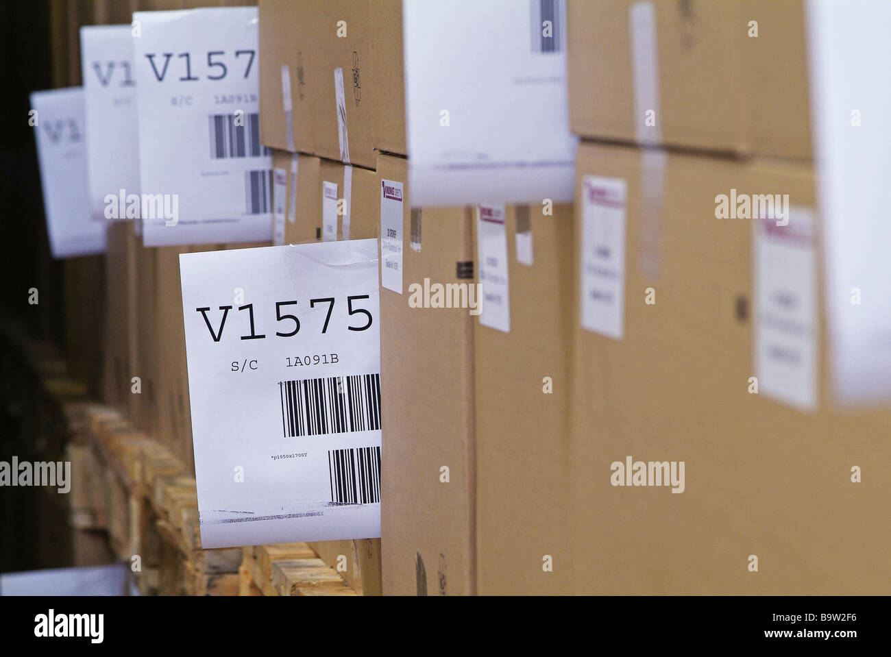 Versandlager hi-res stock photography and images - Alamy