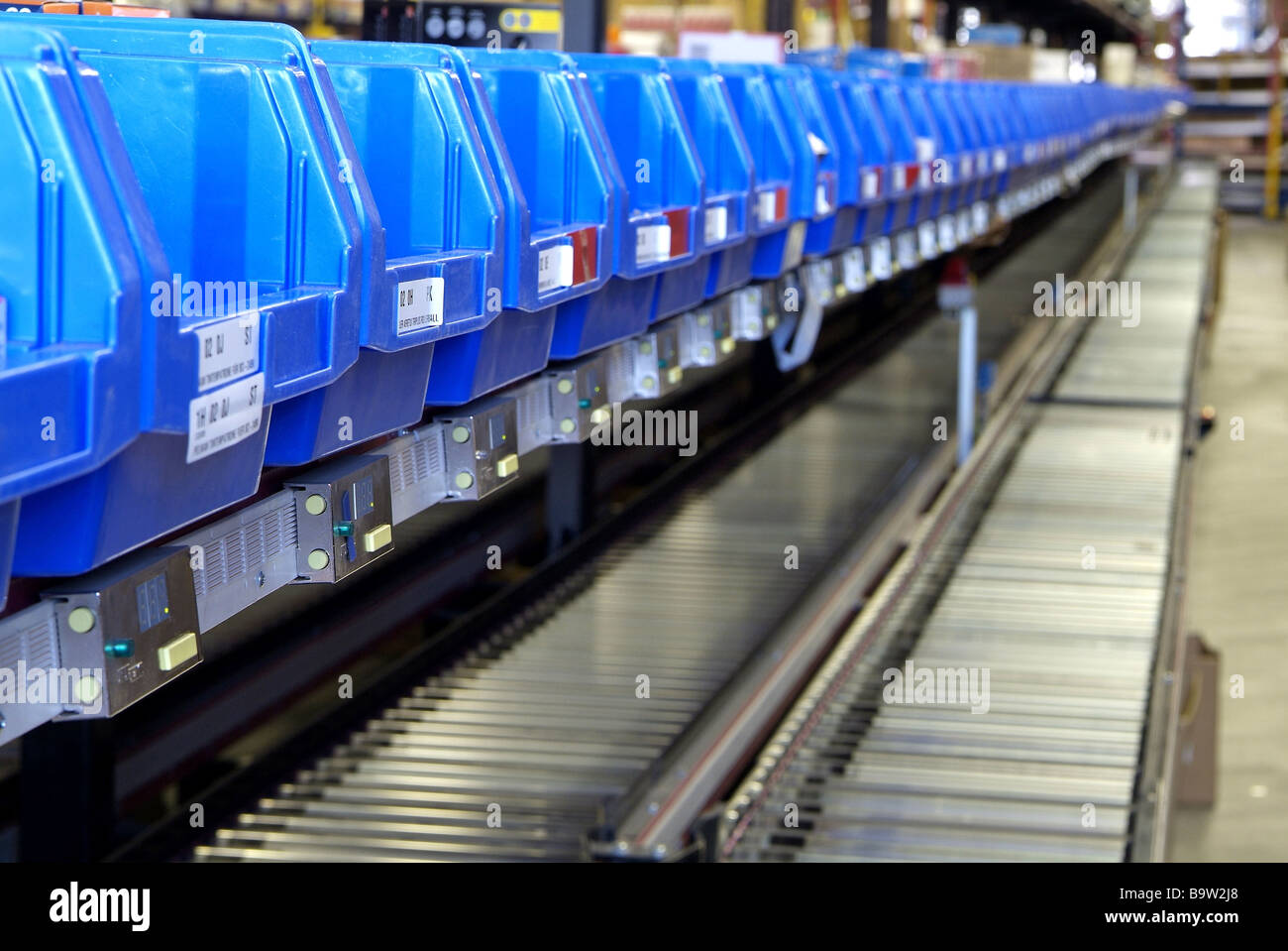 Versandlager hi-res stock photography and images - Alamy