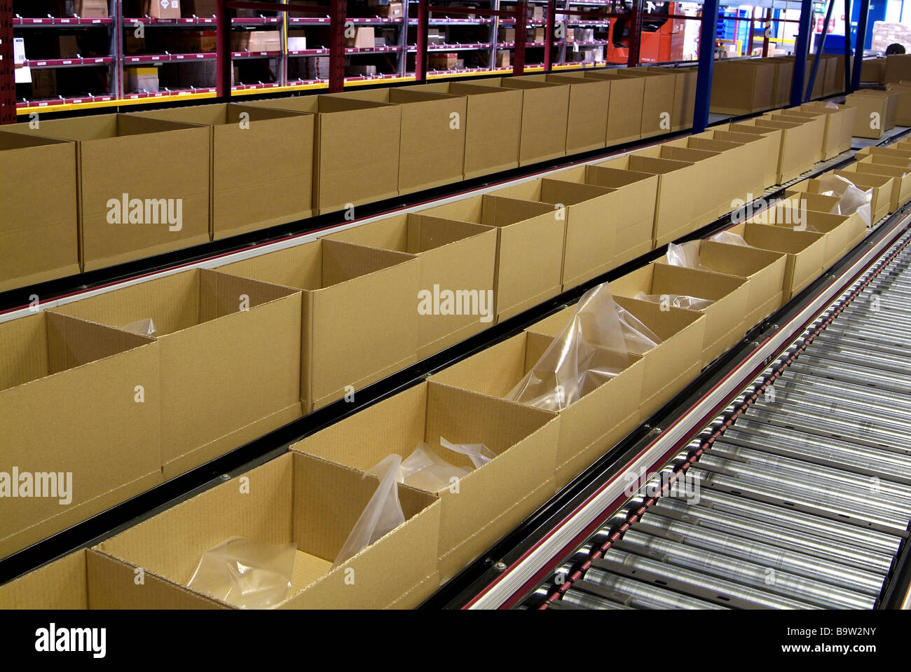 Versandlager hi-res stock photography and images - Alamy