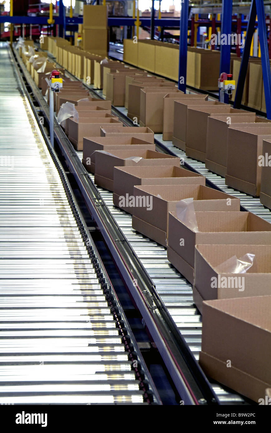 Versandlager hi-res stock photography and images - Alamy
