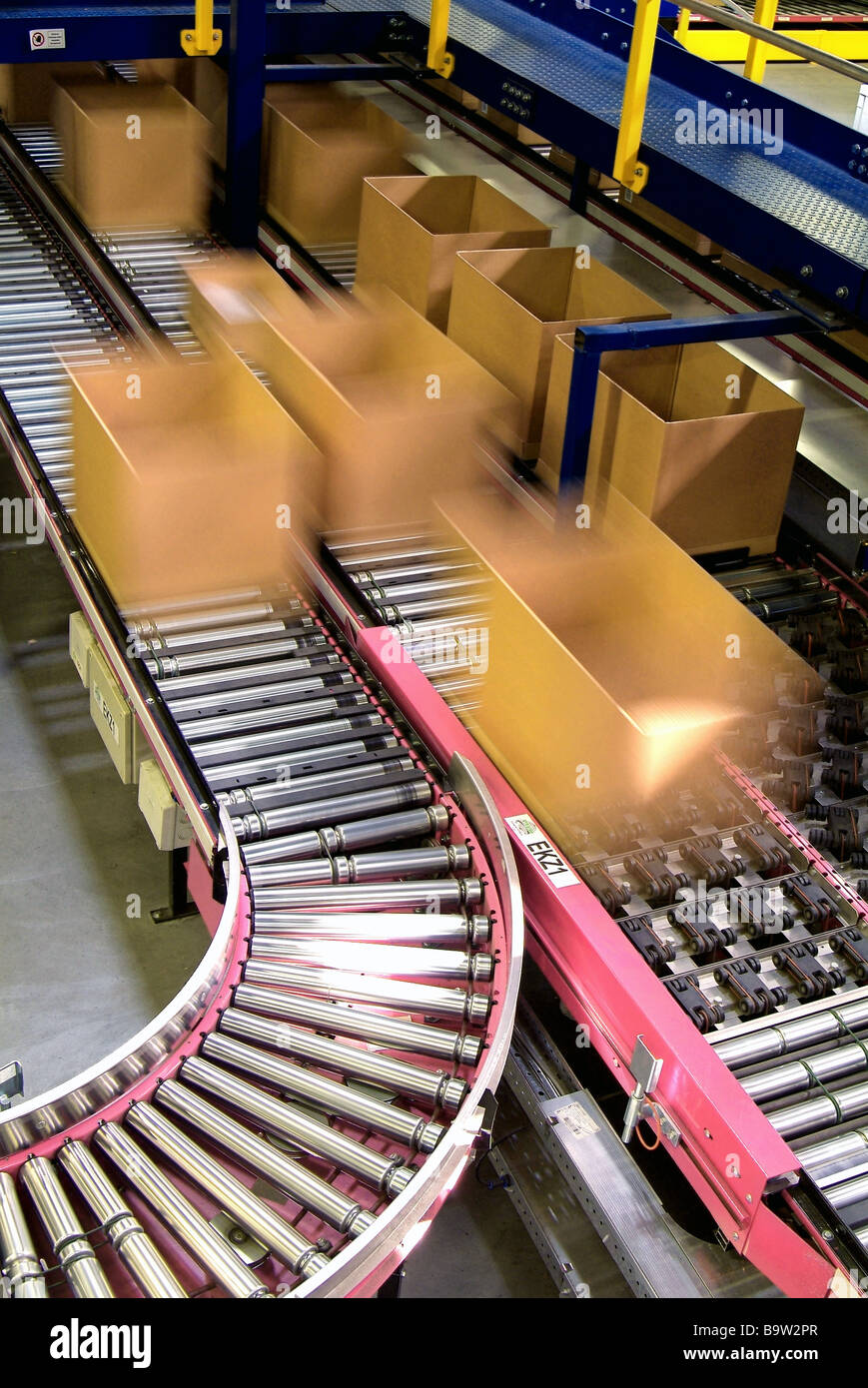 Conveyer band hi-res stock photography and images - Alamy