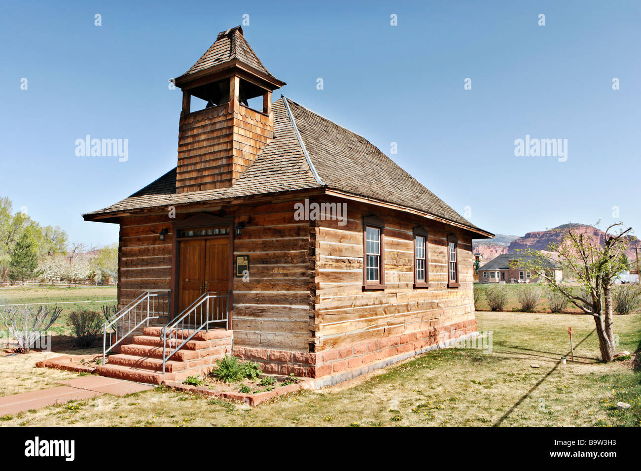 Log church hi-res stock photography and images - Alamy