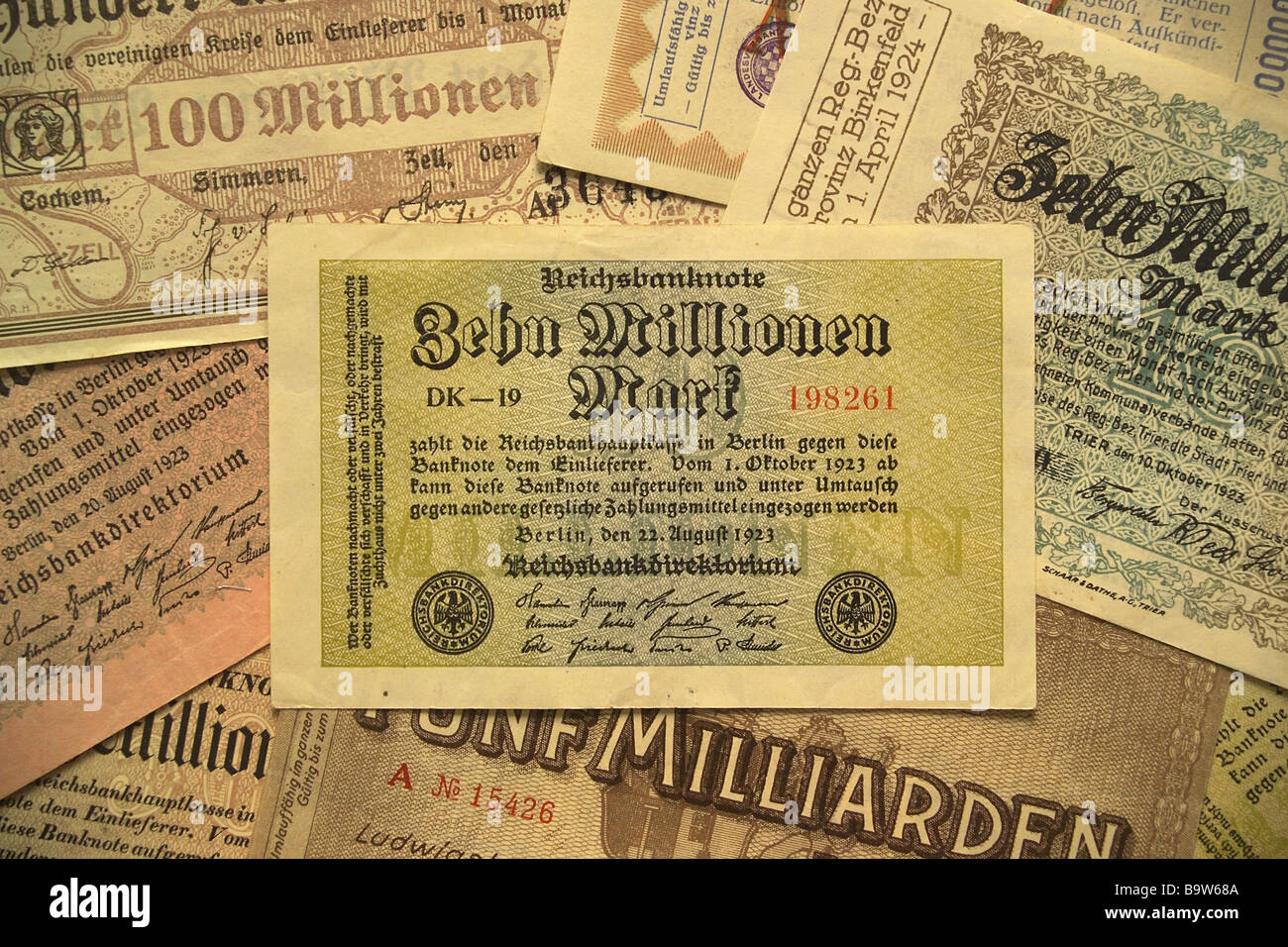 Ten millions hi-res stock photography and images - Alamy