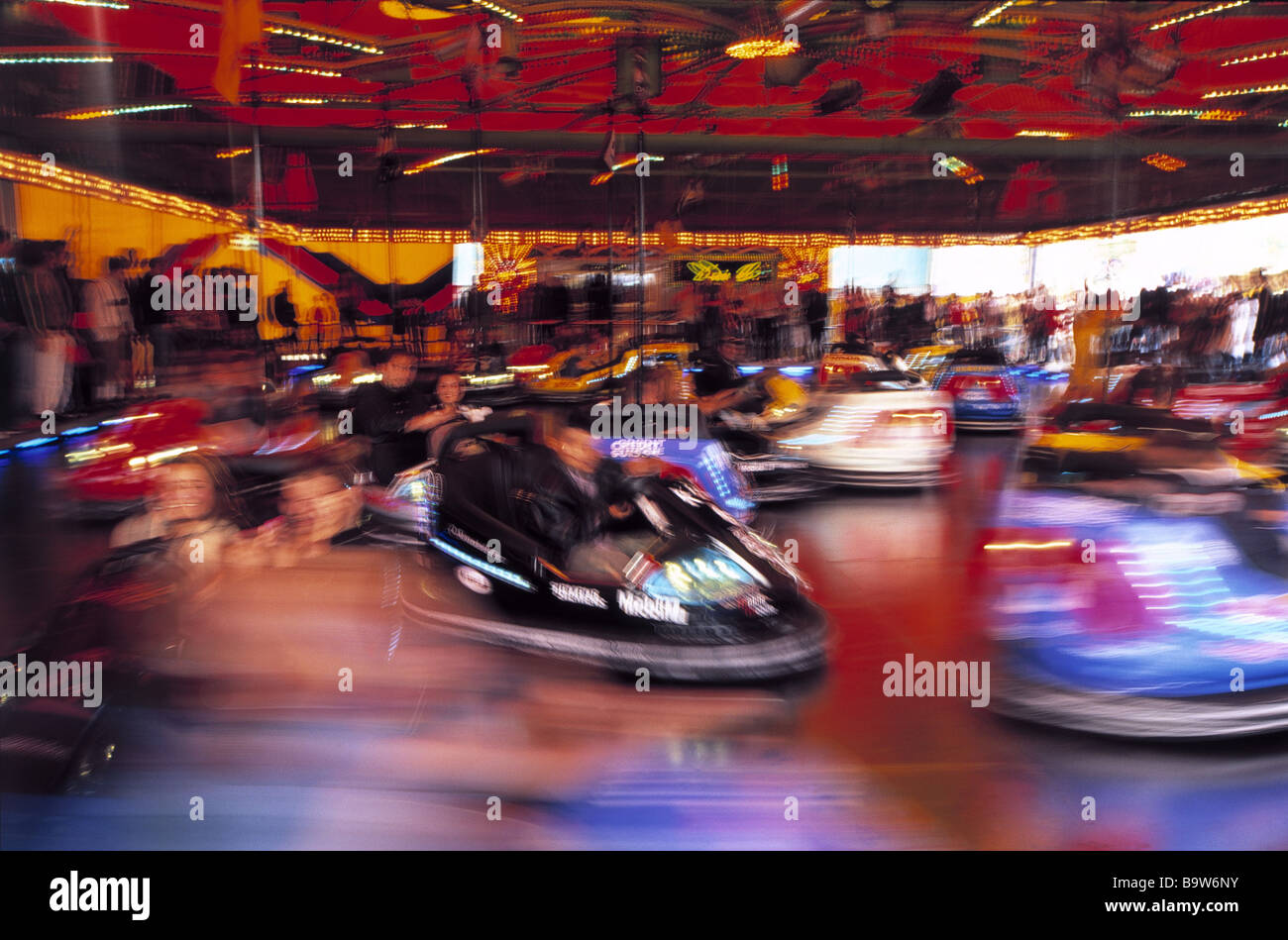 Dodgem car hi-res stock photography and images - Alamy