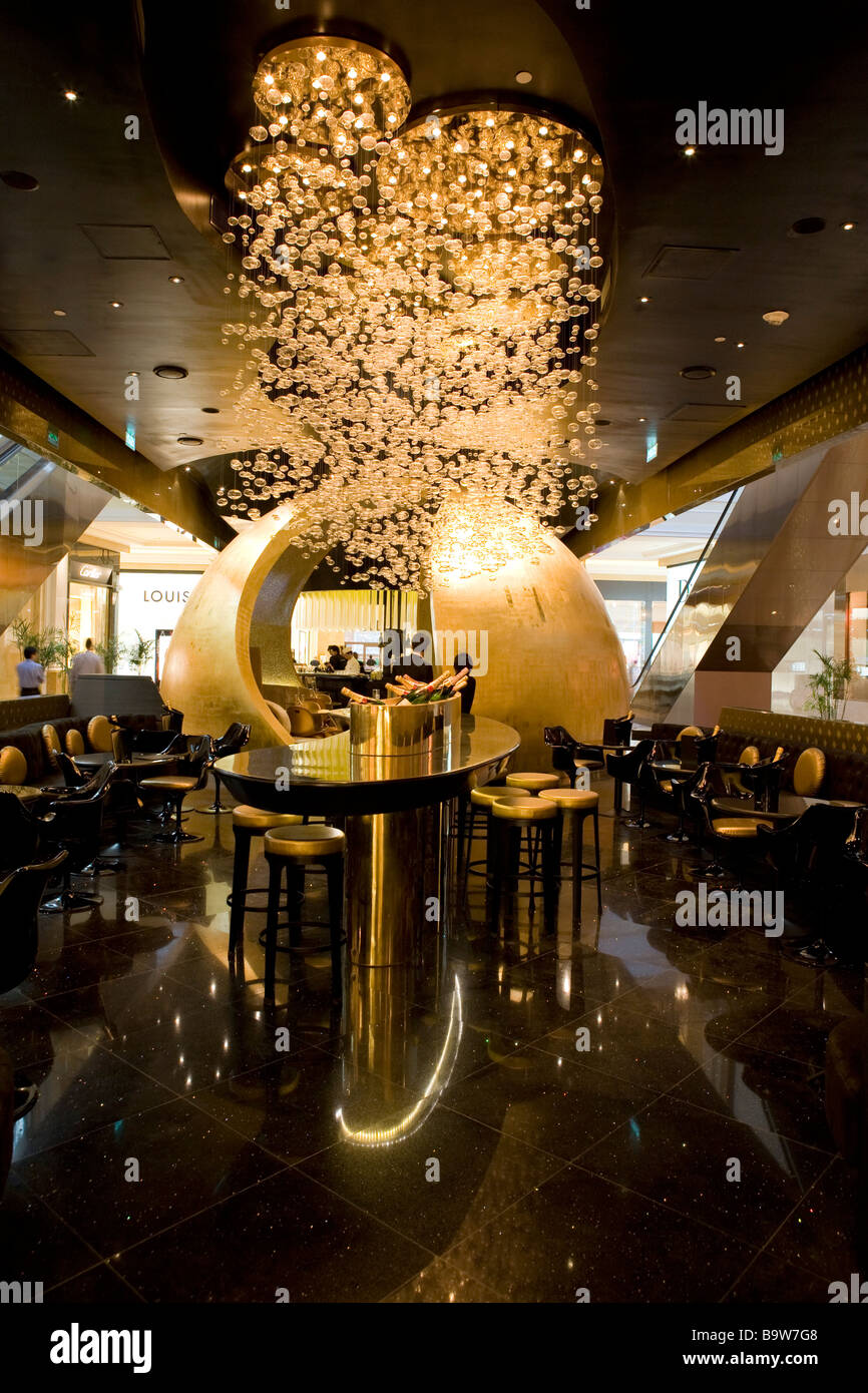 Moet and chandon bar hi-res stock photography and images - Alamy