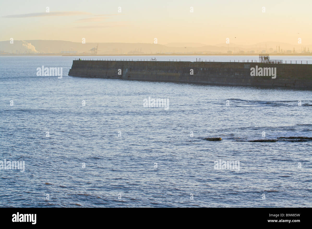 Heugh pier hi-res stock photography and images - Alamy