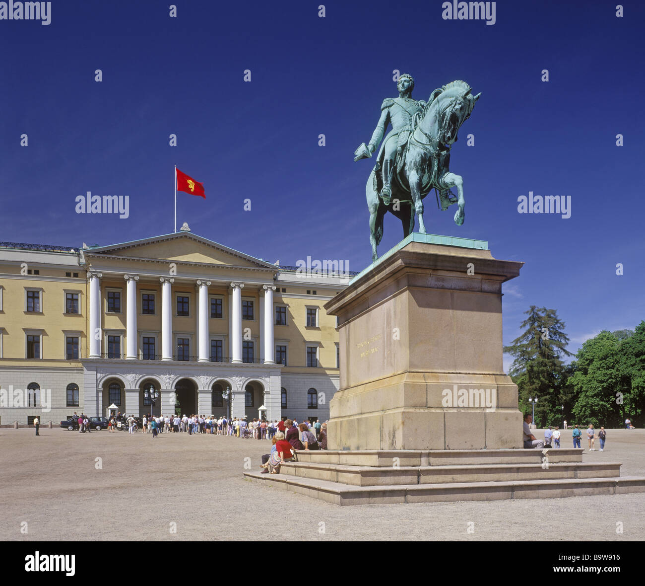 Karl johan style hi-res stock photography and images - Alamy