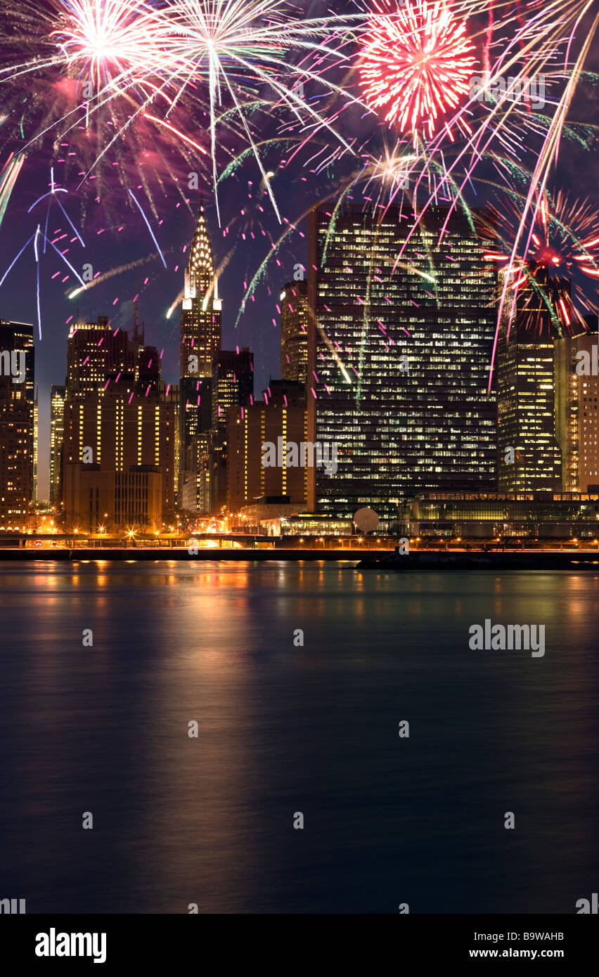 United nations buildings at night hi-res stock photography and images ...