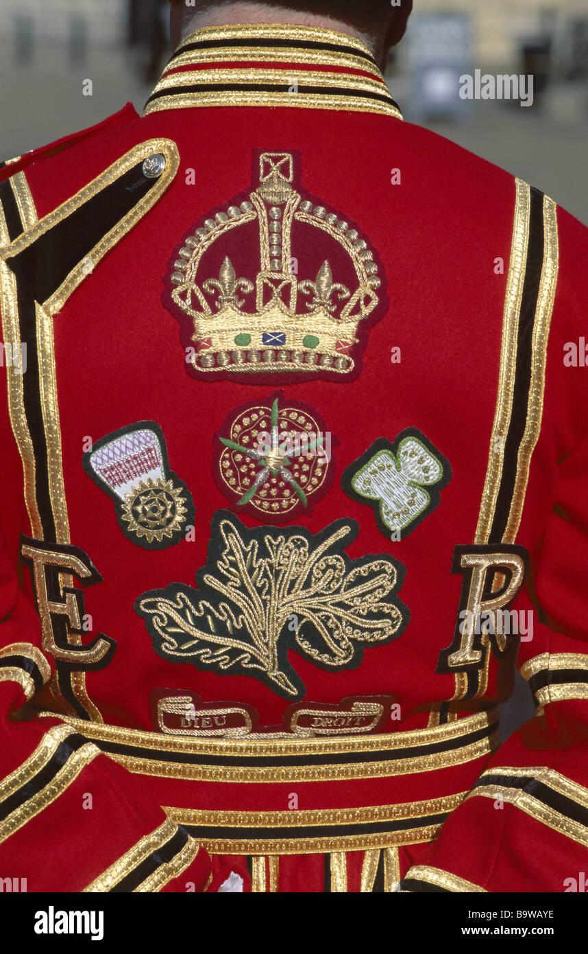 Detail beefeater uniform tower london hi-res stock photography and ...