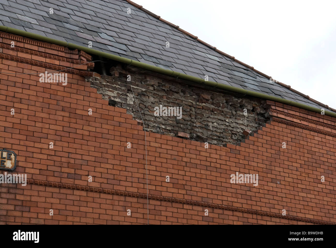 Brick Ties High Resolution Stock Photography and Images - Alamy