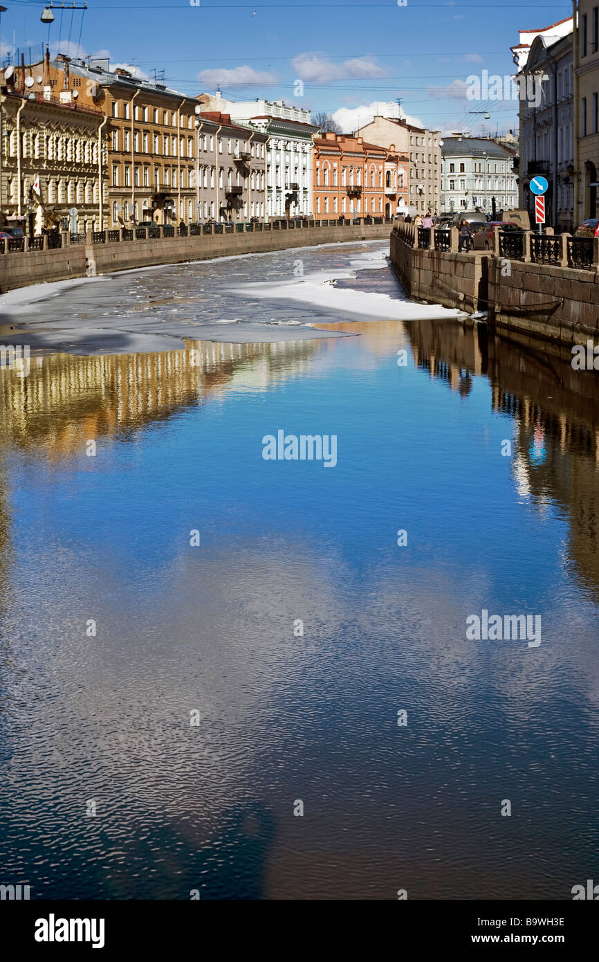 Russia embankment of river moyka hi-res stock photography and images ...