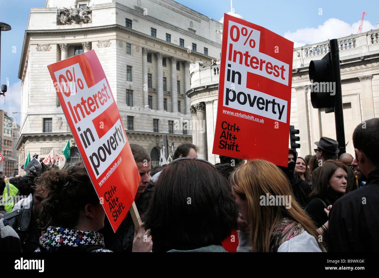 G20 protest in central London, outside the bank of England Stock Photo ...