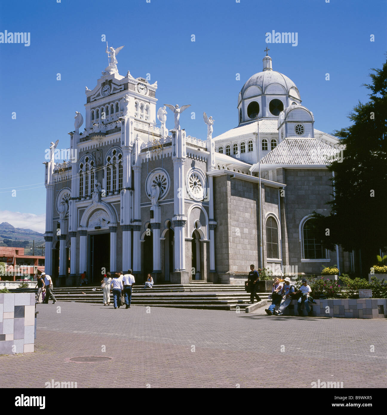 Costa Rica Basilica Los Stock Photos & Costa Rica Basilica Los Stock ...