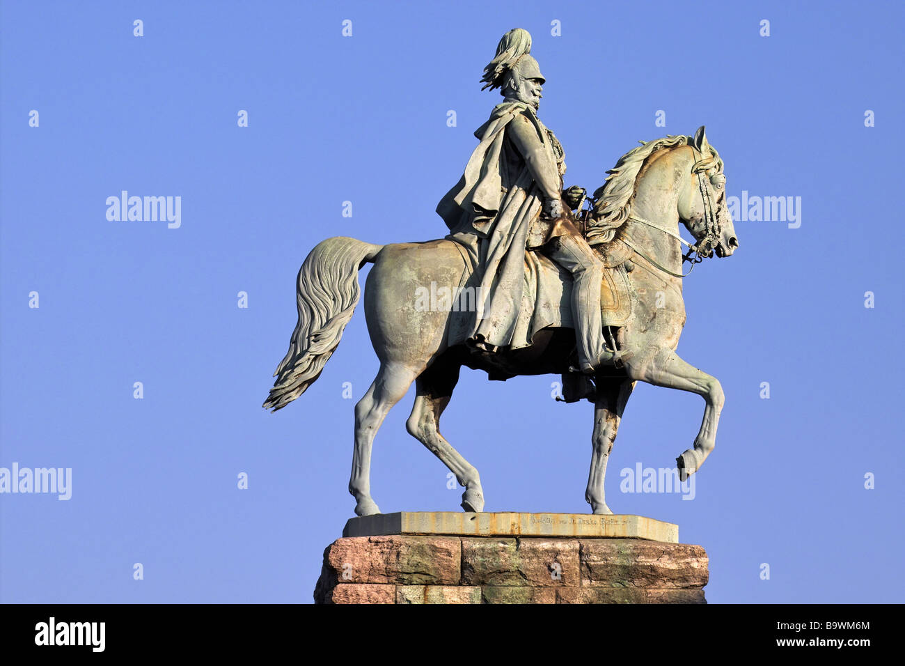 Sovereigns power hi-res stock photography and images - Alamy