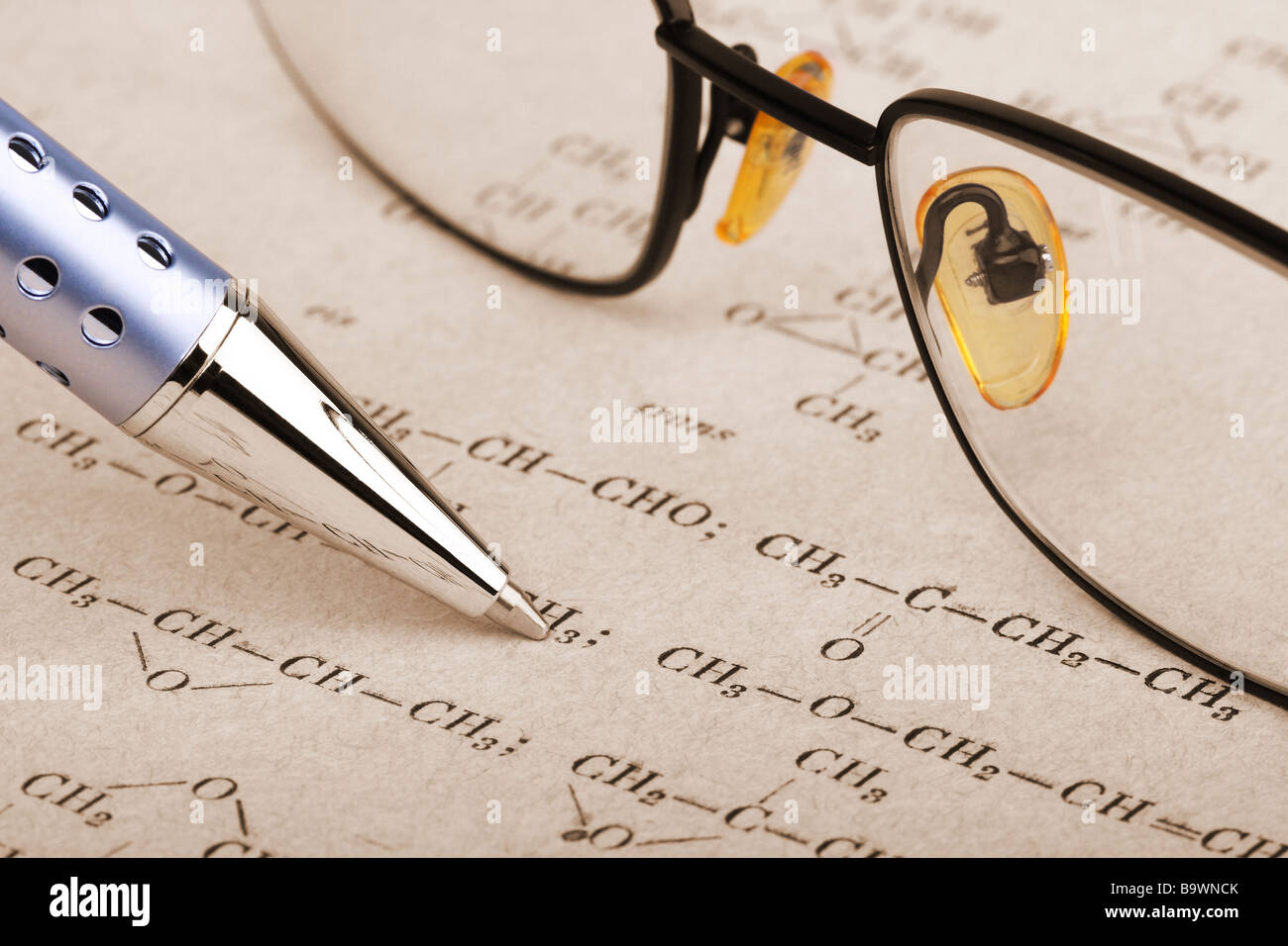 Physical organic chemistry hi-res stock photography and images - Alamy
