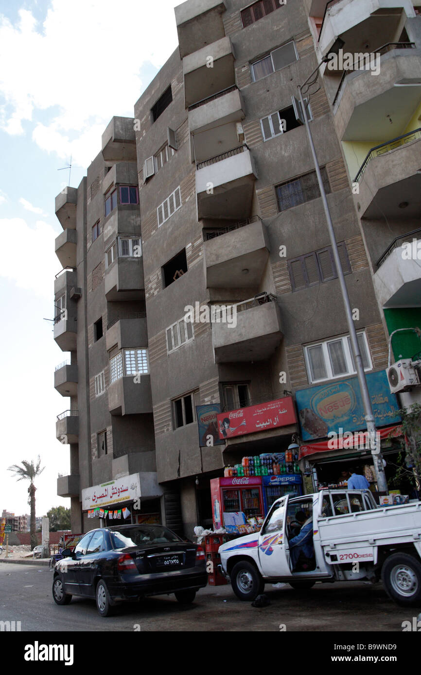 Apartment cairo egypt street hi-res stock photography and images - Alamy