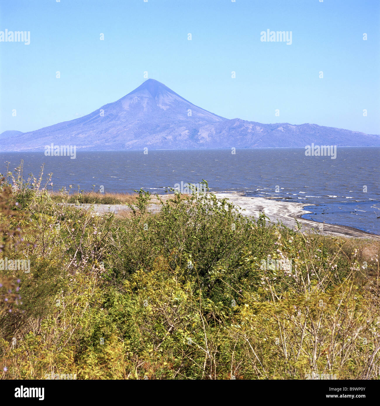 Managua lago hi-res stock photography and images - Alamy