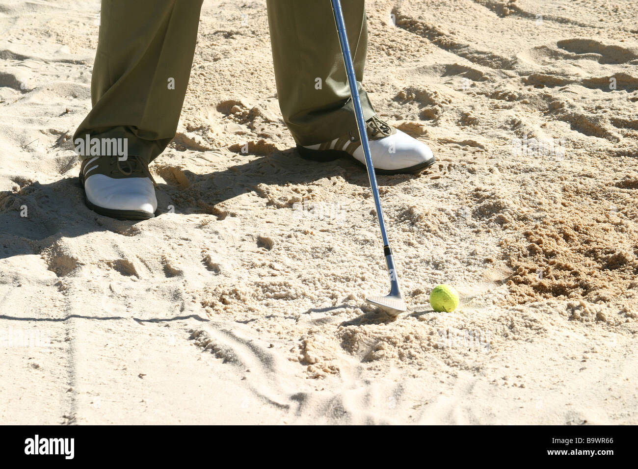 Ball bunker sand feet hi-res stock photography and images - Alamy
