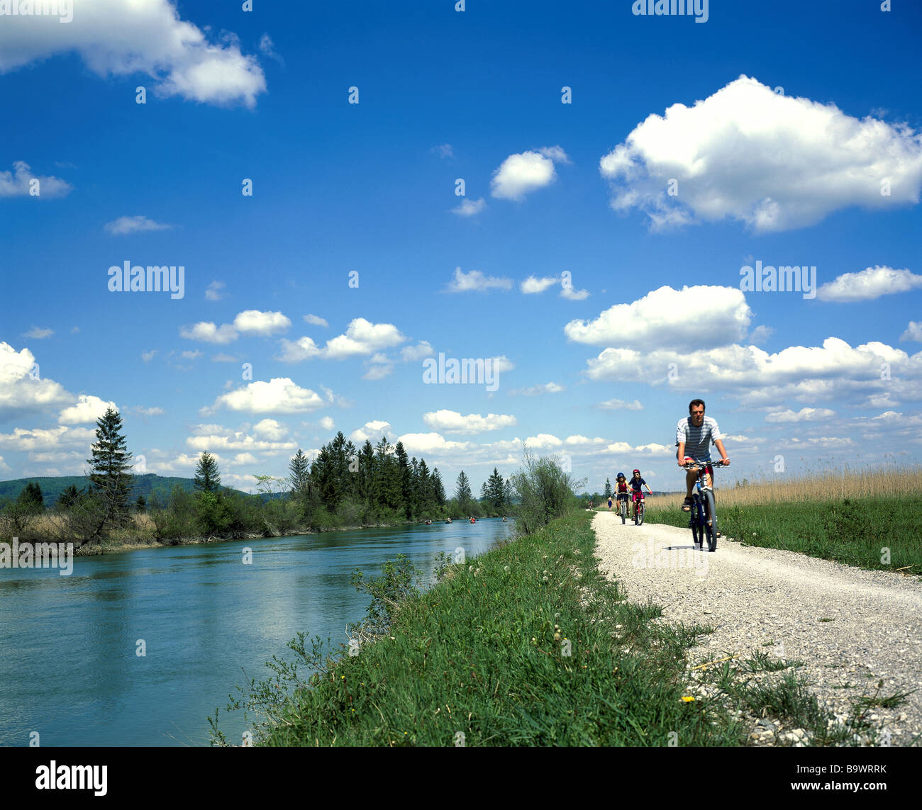 Riding bicycle germany family hi-res stock photography and images - Alamy
