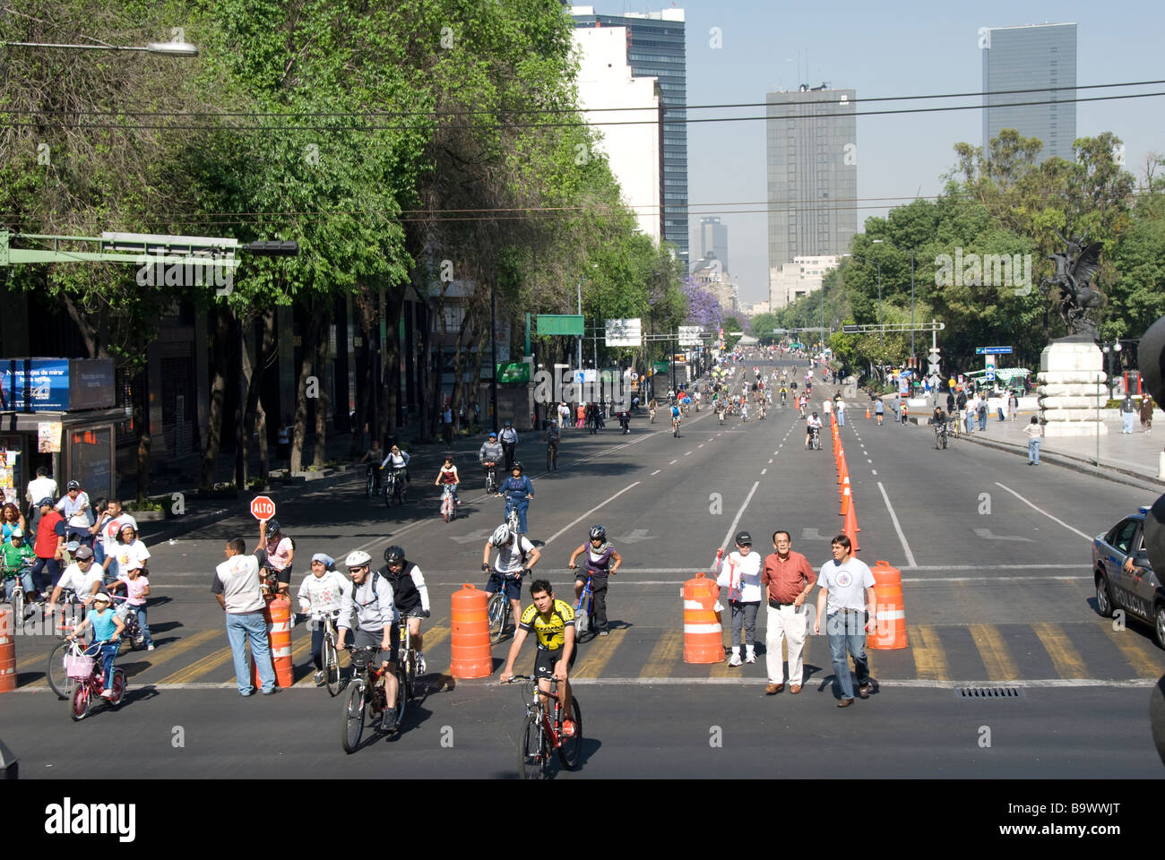 healthy lifestyle of mexican people Stock Photo - Alamy