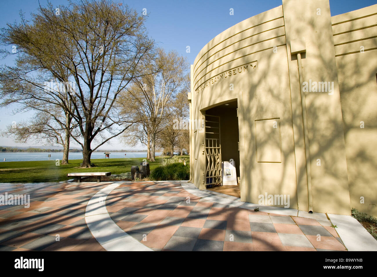 Interpretive center hi-res stock photography and images - Alamy