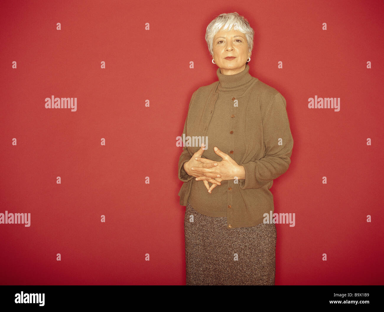 Discreet woman hi-res stock photography and images - Alamy