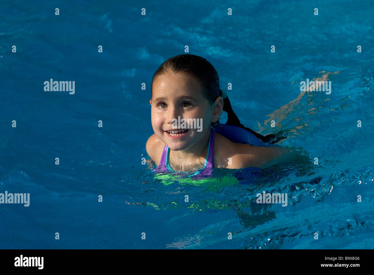 5 year old swimming hi-res stock photography and images - Alamy
