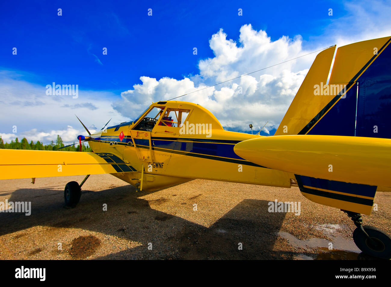 Air tractor at 802 hi-res stock photography and images - Alamy