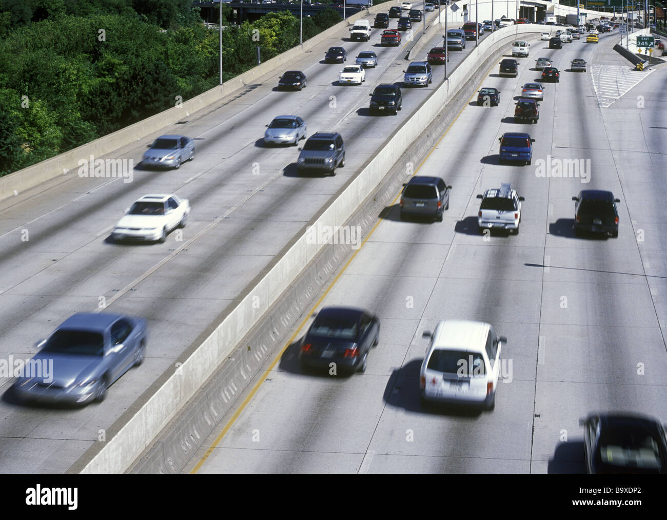 Interstate 76 philadelphia skyline hi-res stock photography and images ...