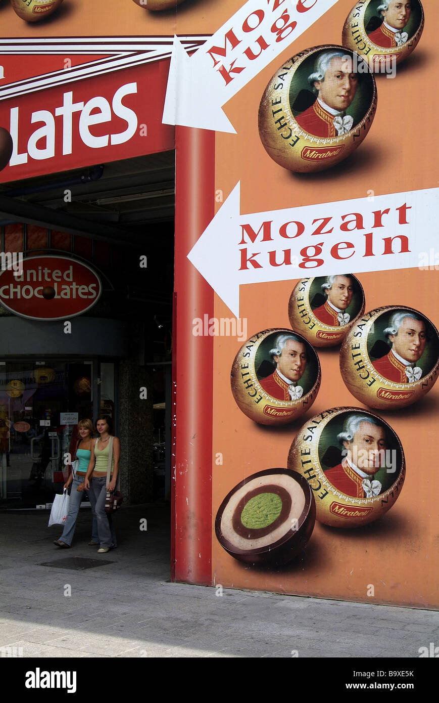 Mozart chocolate balls hi-res stock photography and images - Alamy