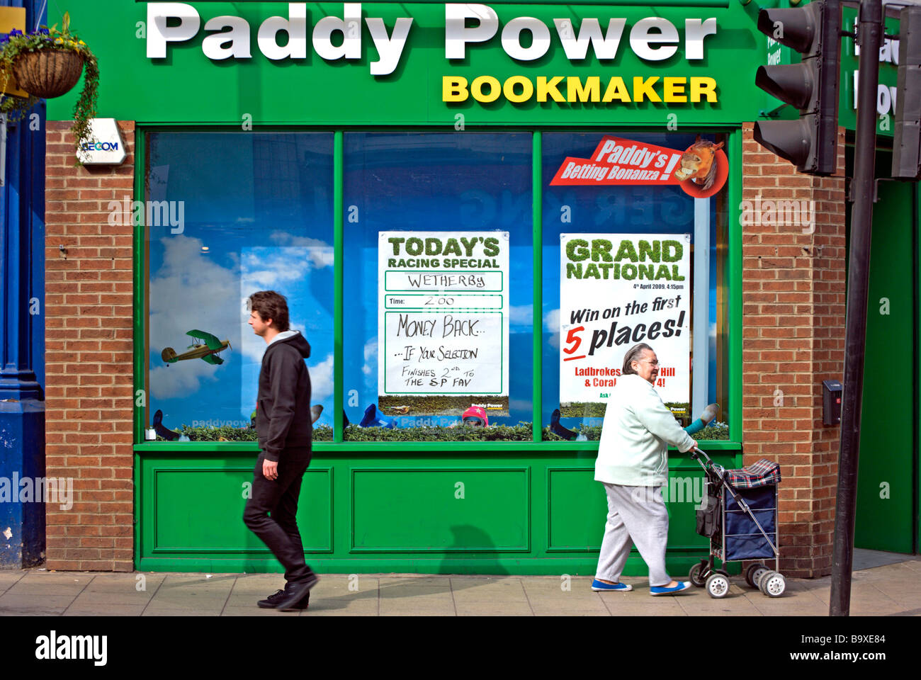 Paddy Power Bookmakers High Resolution Stock Photography and Images - Alamy