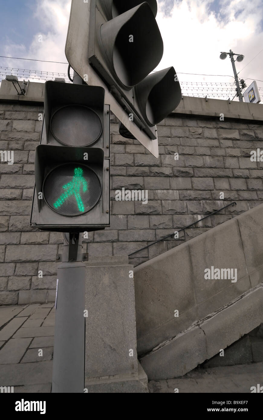 Green traffic light Stock Photo - Alamy
