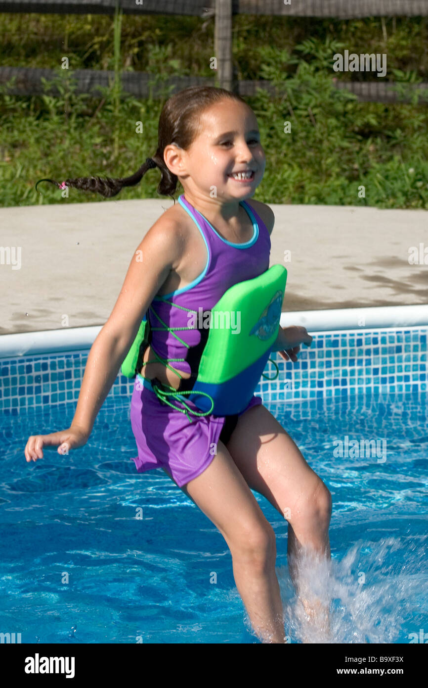 Jump Swimming Pool Splash High Resolution Stock Photography and Images ...