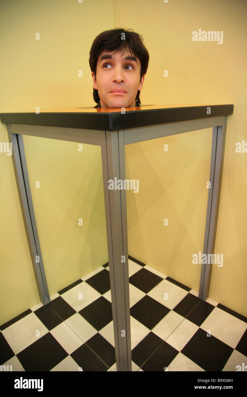 head on optical table Stock Photo - Alamy