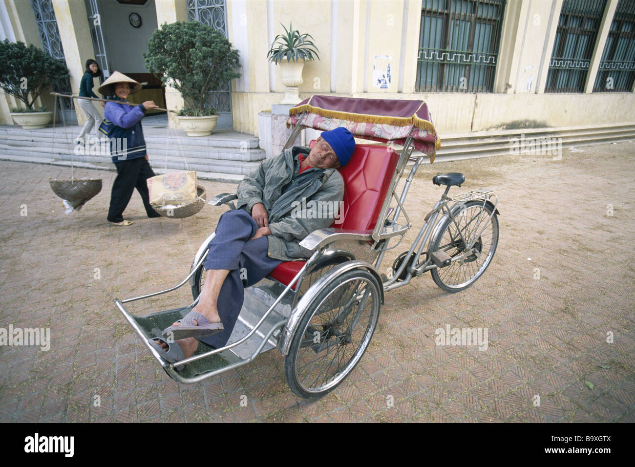 Vietnam rikscha hi-res stock photography and images - Alamy