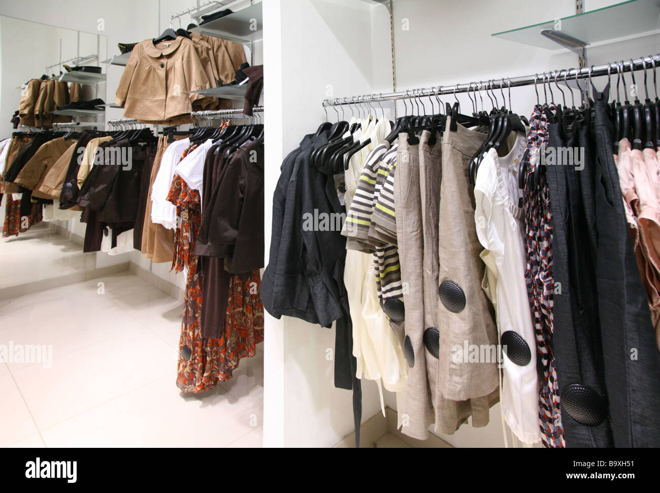 Smal rack hi-res stock photography and images - Alamy