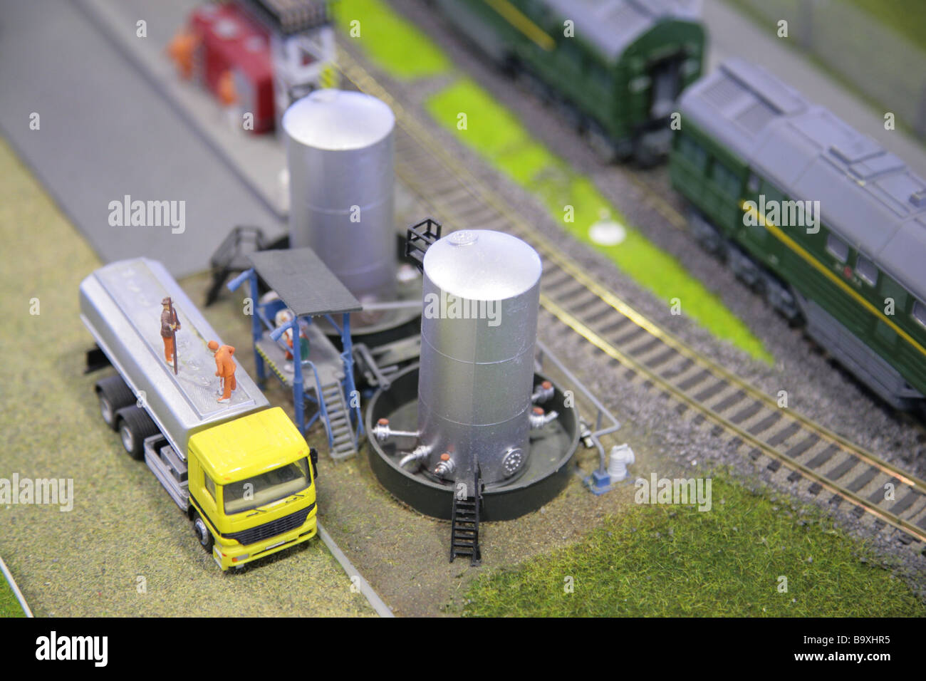 White rail tank car hi-res stock photography and images - Alamy