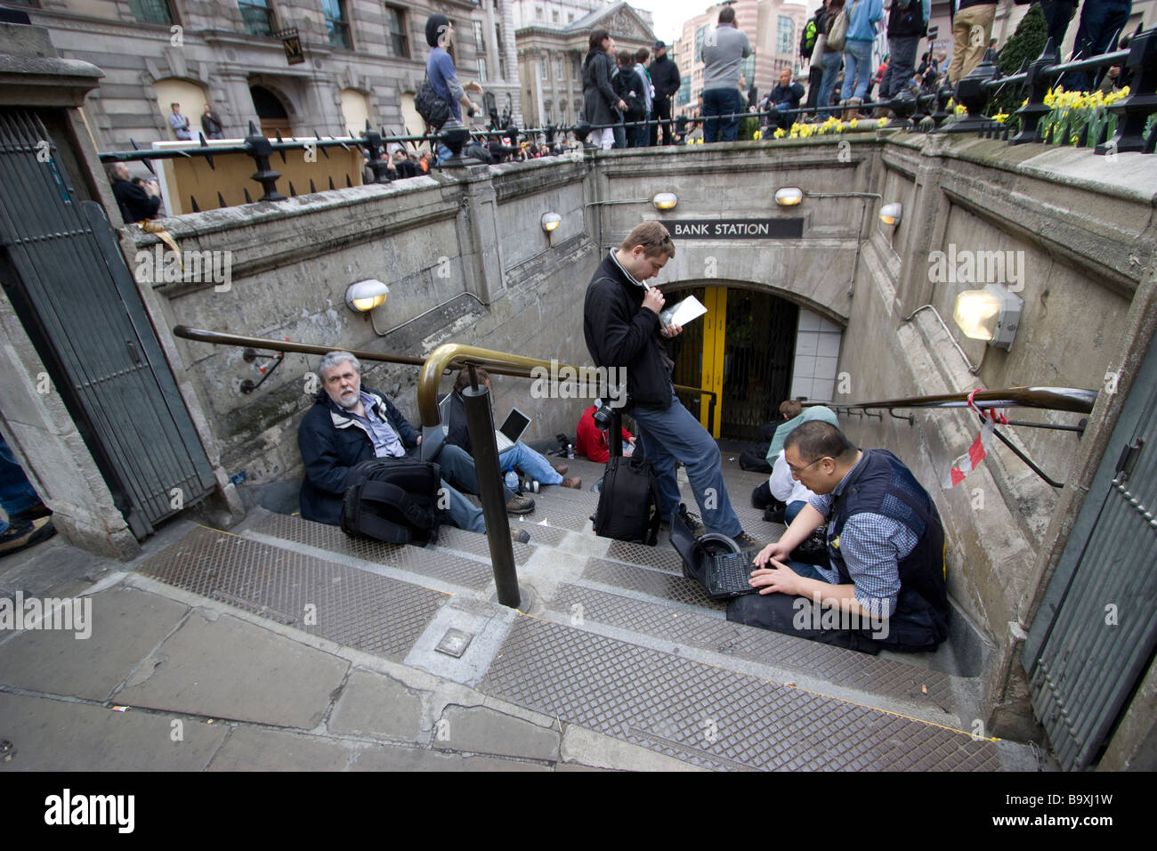 Computer demonstration hi-res stock photography and images - Alamy