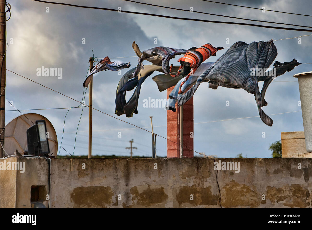 Line and movement hi-res stock photography and images - Alamy