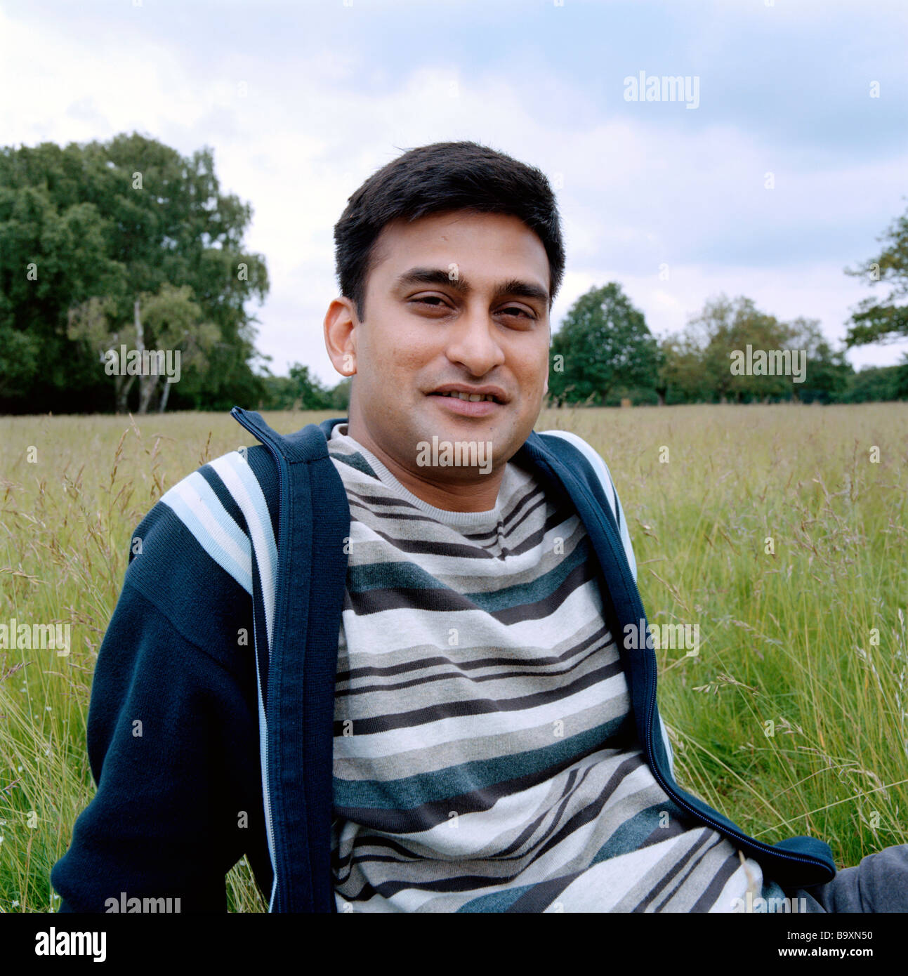 Foreign university students diversity hi-res stock photography and ...