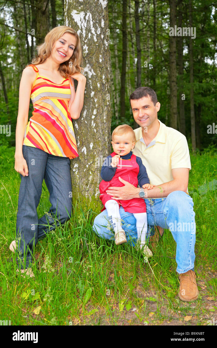 Under a tree hi-res stock photography and images - Alamy