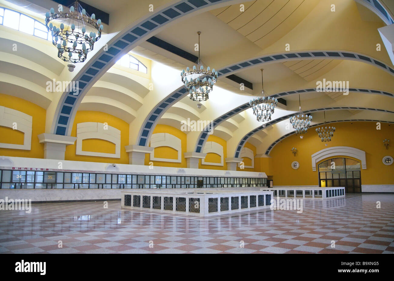 interior of station hall Stock Photo - Alamy
