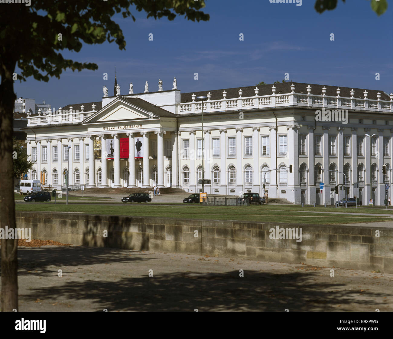 Simon louis you ry hi-res stock photography and images - Alamy