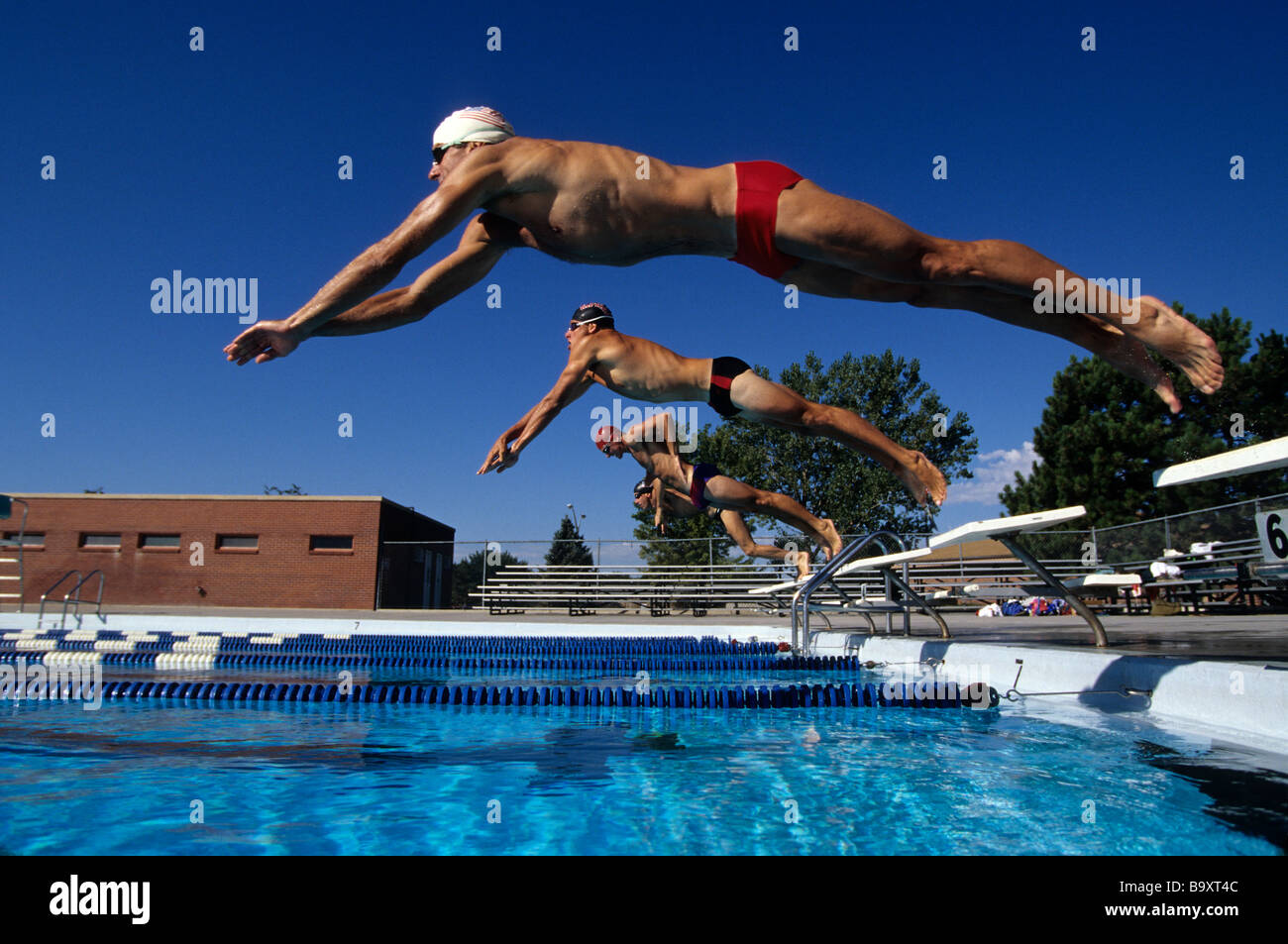 Olympic swimmer start of race hi-res stock photography and images - Alamy