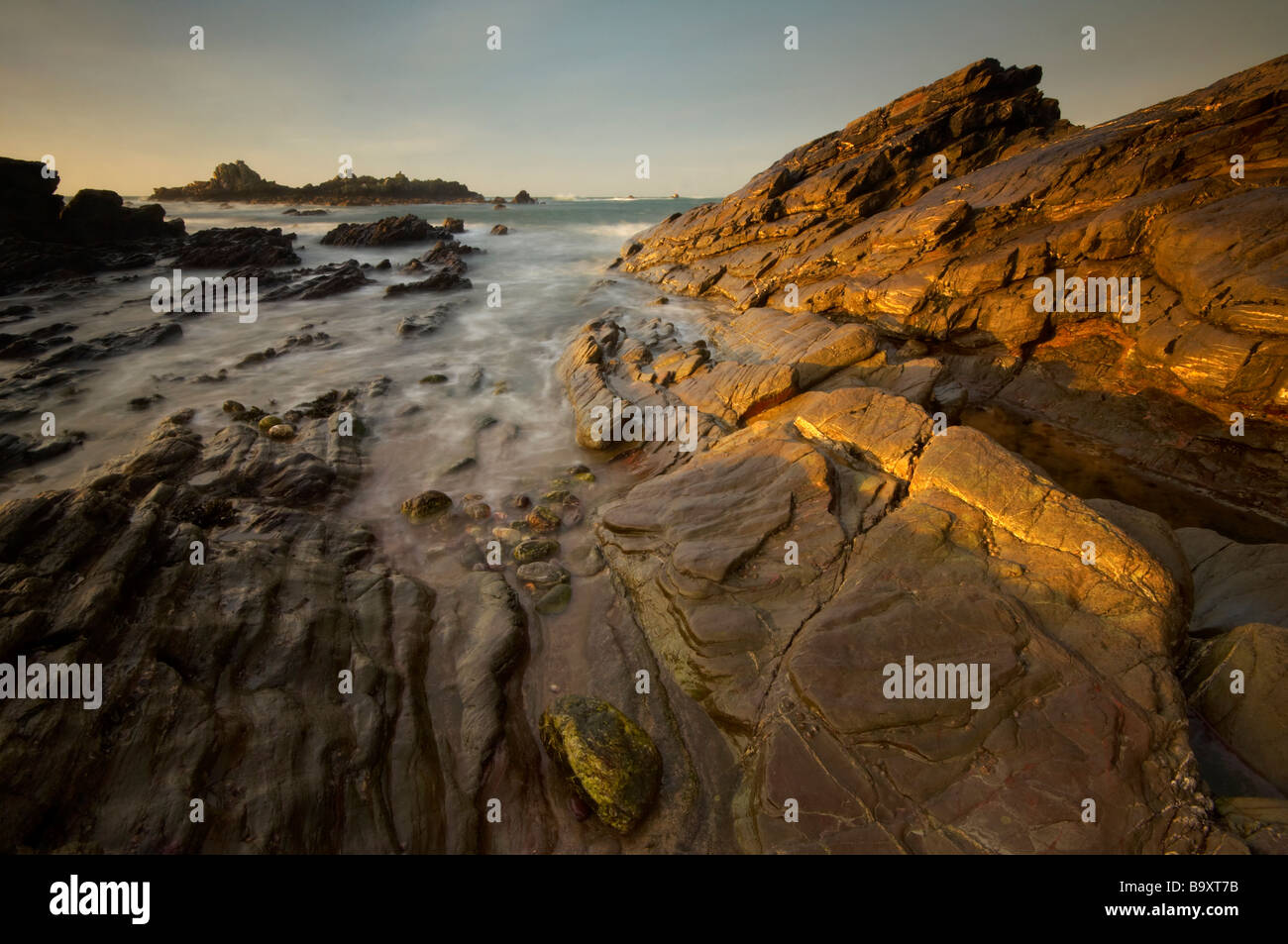 Shag stone hi-res stock photography and images - Alamy