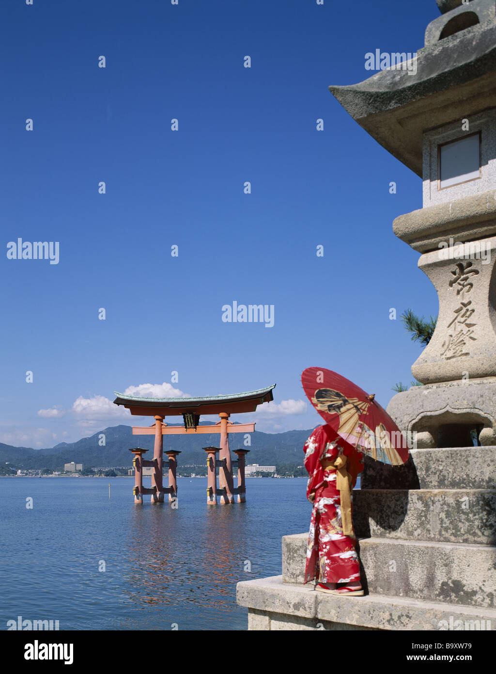 Ryobu torii hi-res stock photography and images - Alamy
