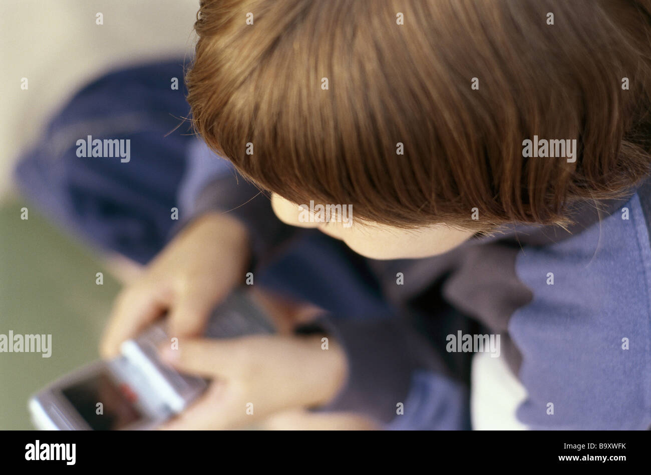 Handysucht hi-res stock photography and images - Alamy