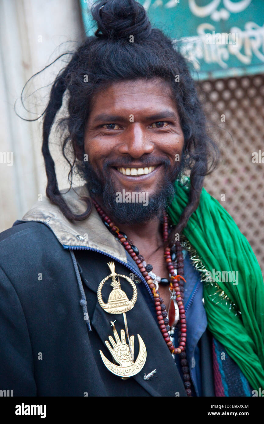 Sufi Religious Man at Hazrat Nizamuddin Dargah Muslim Shrine in Old ...