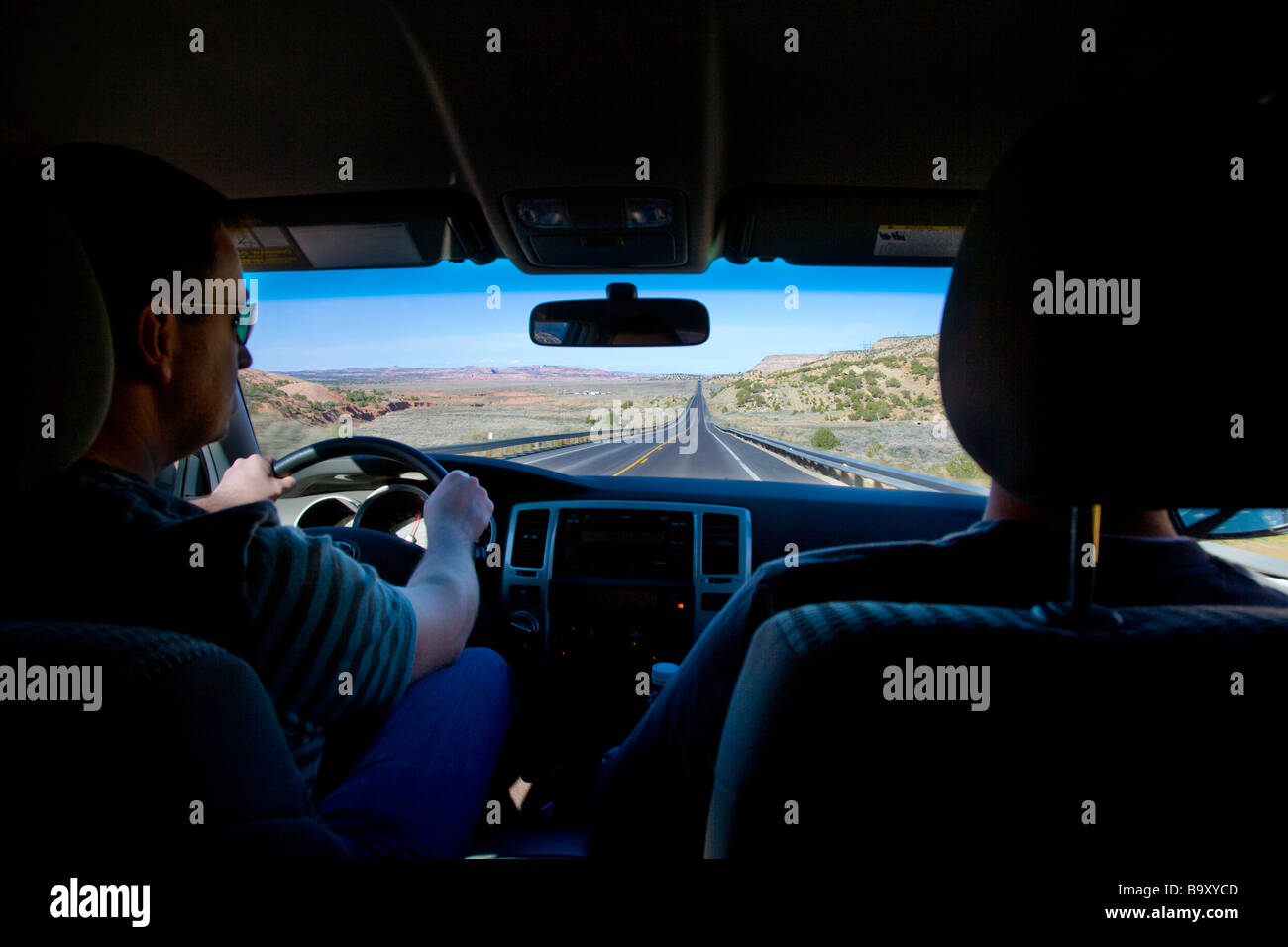 Car driving to monument valley hi-res stock photography and images - Alamy