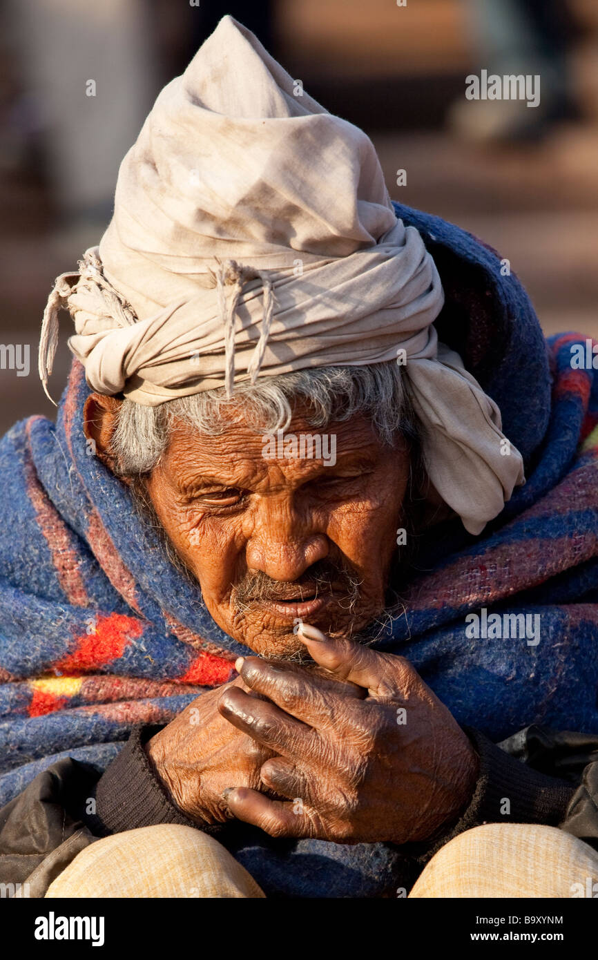 Homeless Man in Delhi India Stock Photo - Alamy